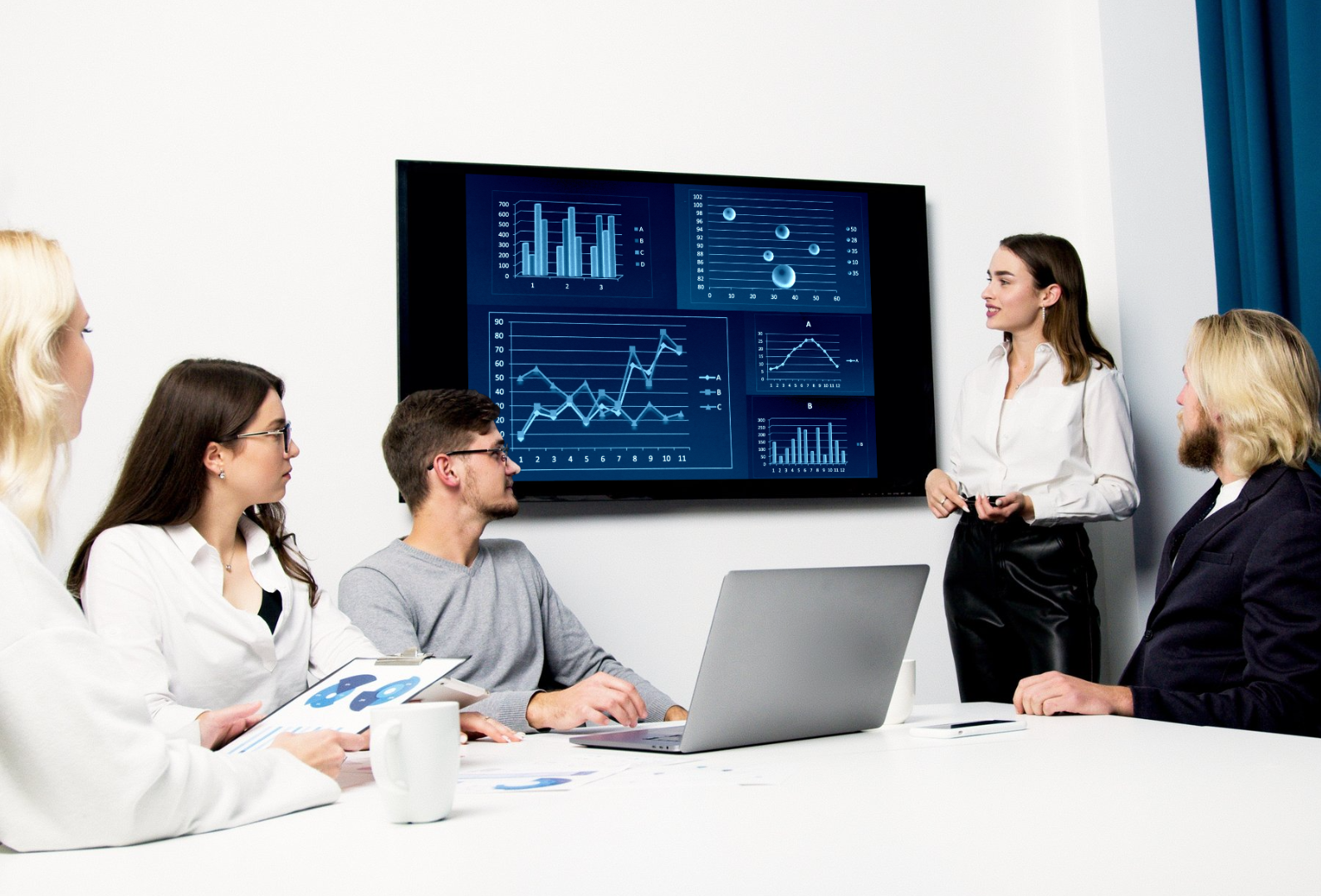 Employee Communication | Digital Signage Solutions | OnSite Media